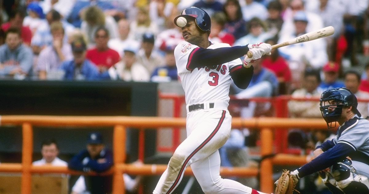 Perfectly Timed Sports Photos That Will Absolutely Blow You Away